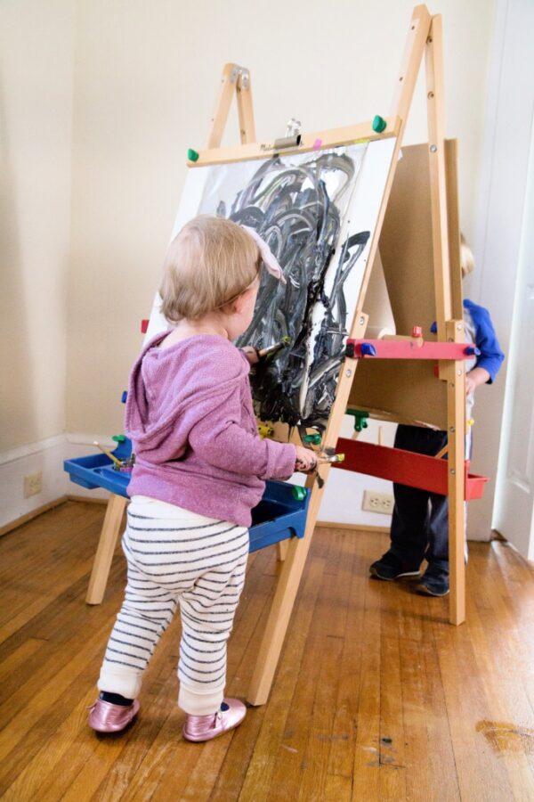 6 Fun Ways to Use a Children's Easel