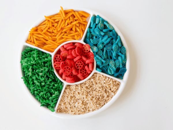 How to Dye Pasta for Crafts