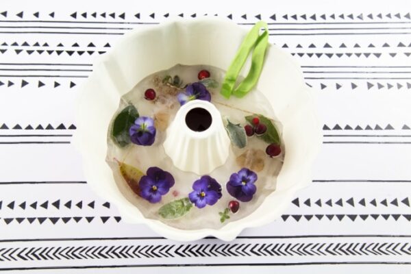 Winter Craft for Kids: How to Make an Ice Wreath