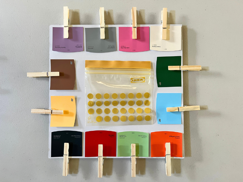 How to Make a Color Scavenger Hunt for Kids