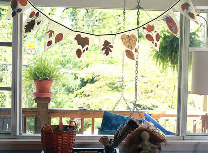 How to Make An Autumn Leaf Bunting With Leaves & Wax Paper