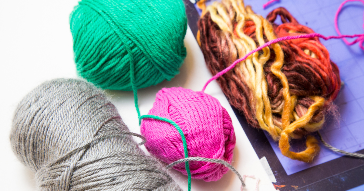10 Fun Yarn Crafts for Kids