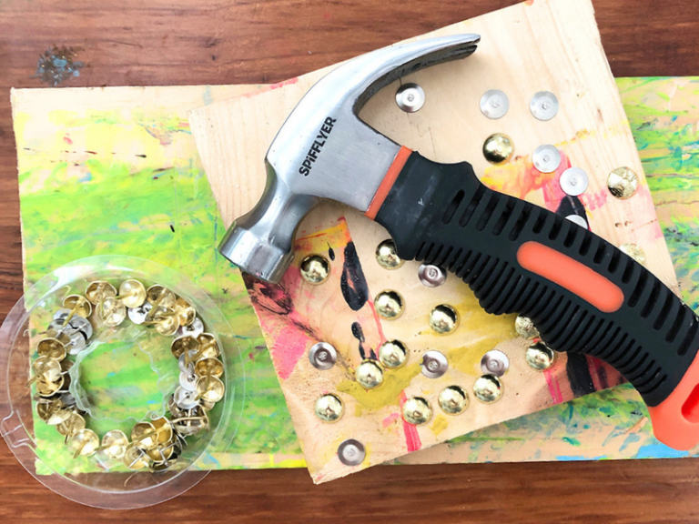 How to Put Together Kids' Art Kits