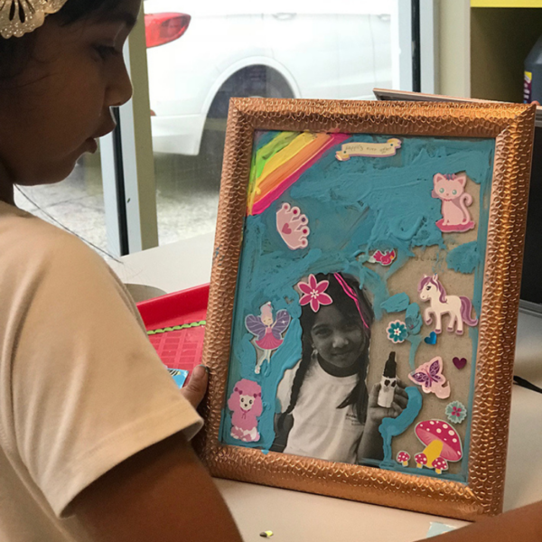 Dream Worlds: Imaginative Mixed Media Art for Kids