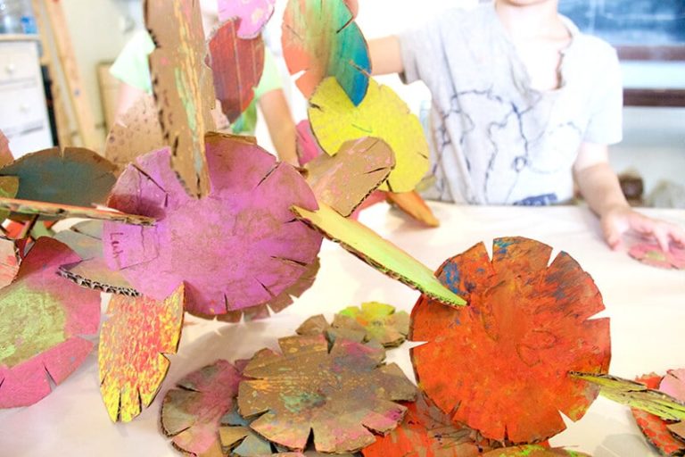 How to Make Cardboard Building Discs for Kids