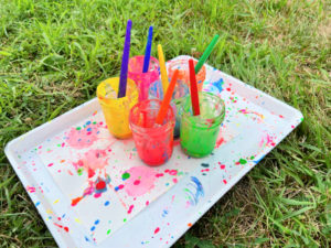 How to do Splatter Painting with Kids