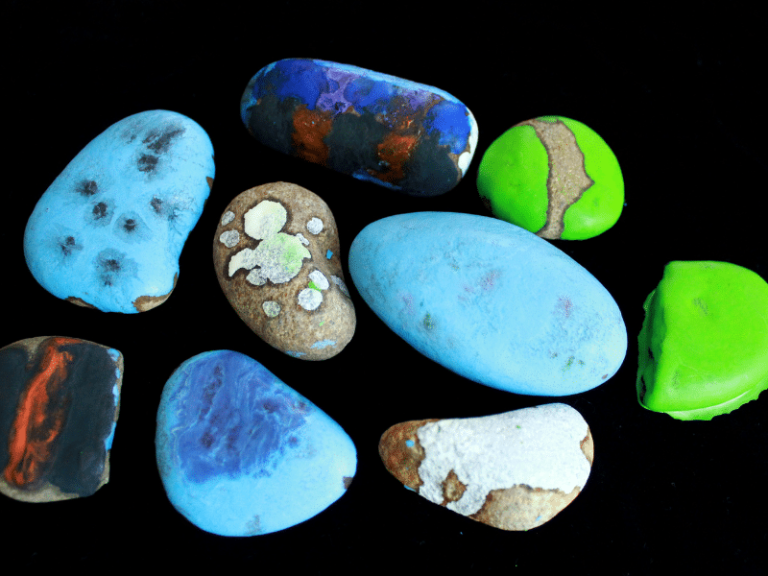 How to Make Melted Crayon Rocks