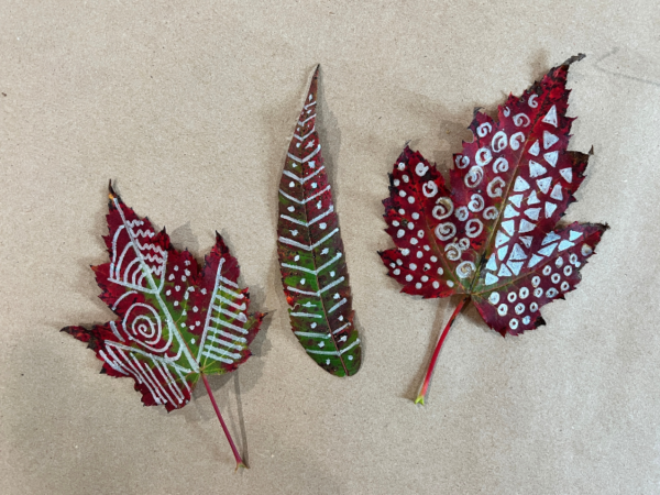 How to Make Zentangle Leaves with Sharpies