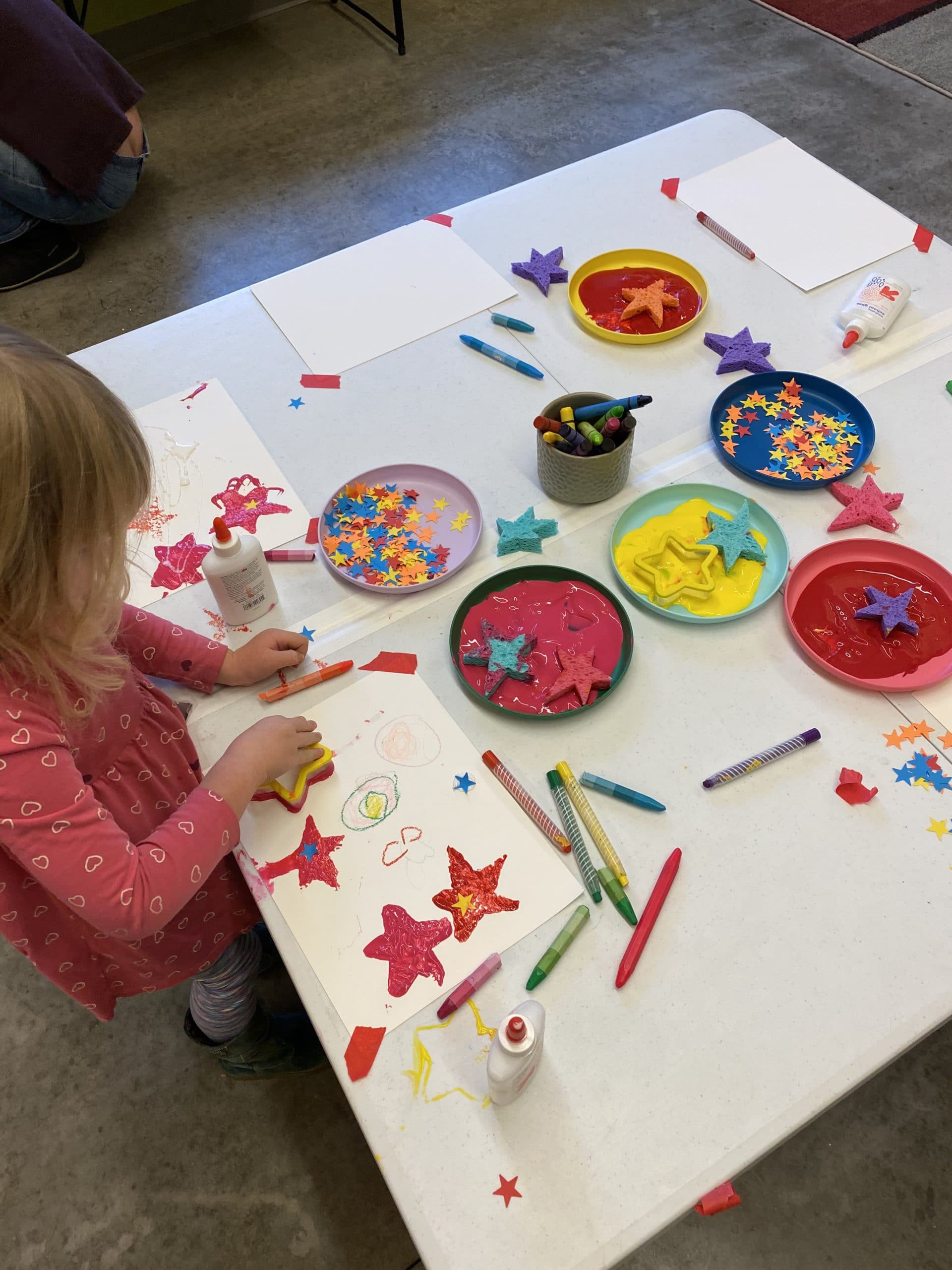 How to Do Christmas Printmaking for Kids