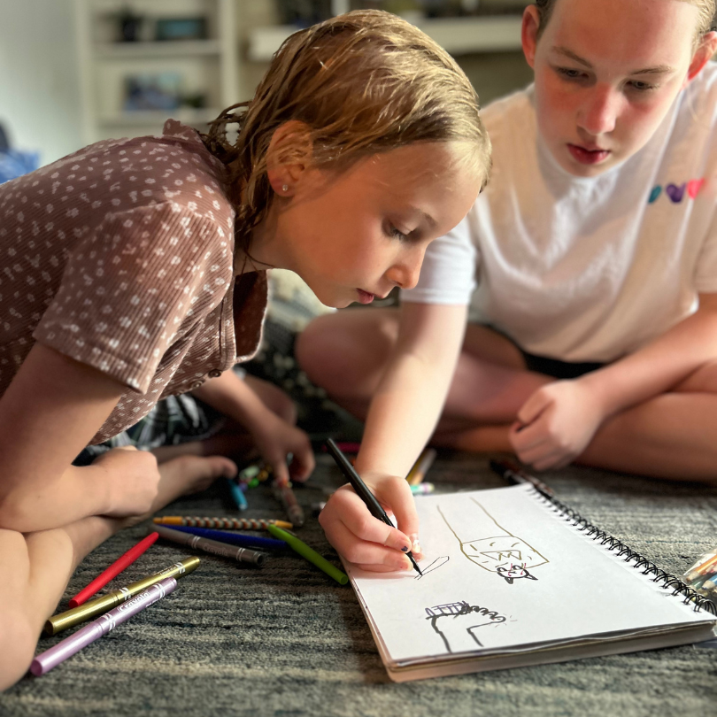 A Back-and-Forth Drawing Game for Kids