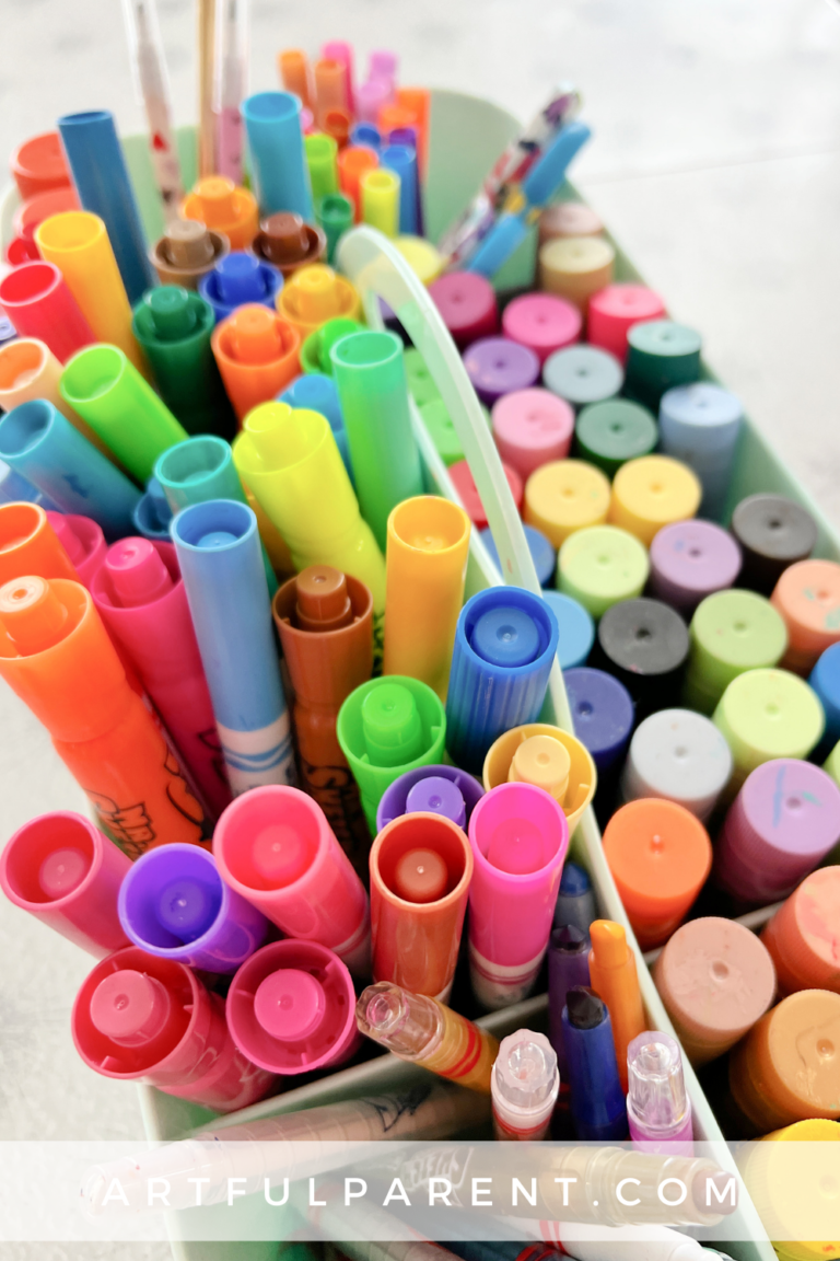 How to Set Up a Kids' Art Caddy