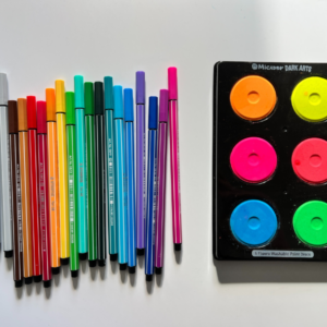 How to Put Together Kids' Art Kits