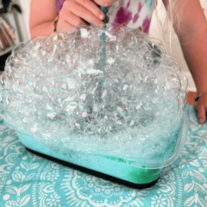 How to Make Homemade Bubbles
