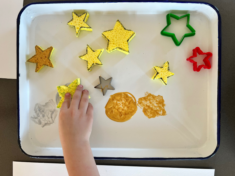 How to Do Christmas Printmaking for Kids