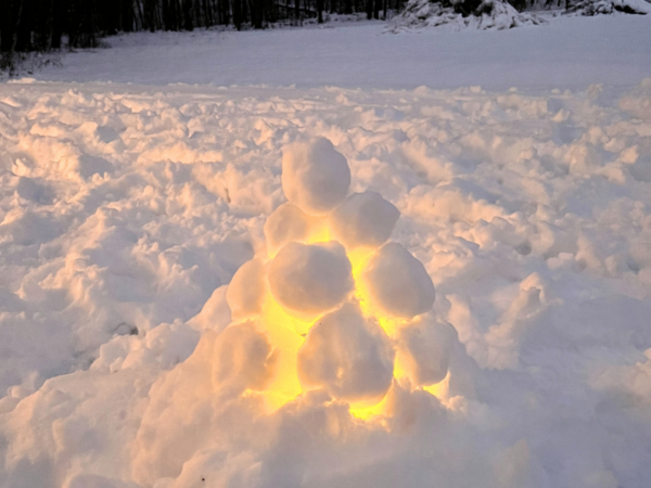 How to Make Swedish Snow Lanterns