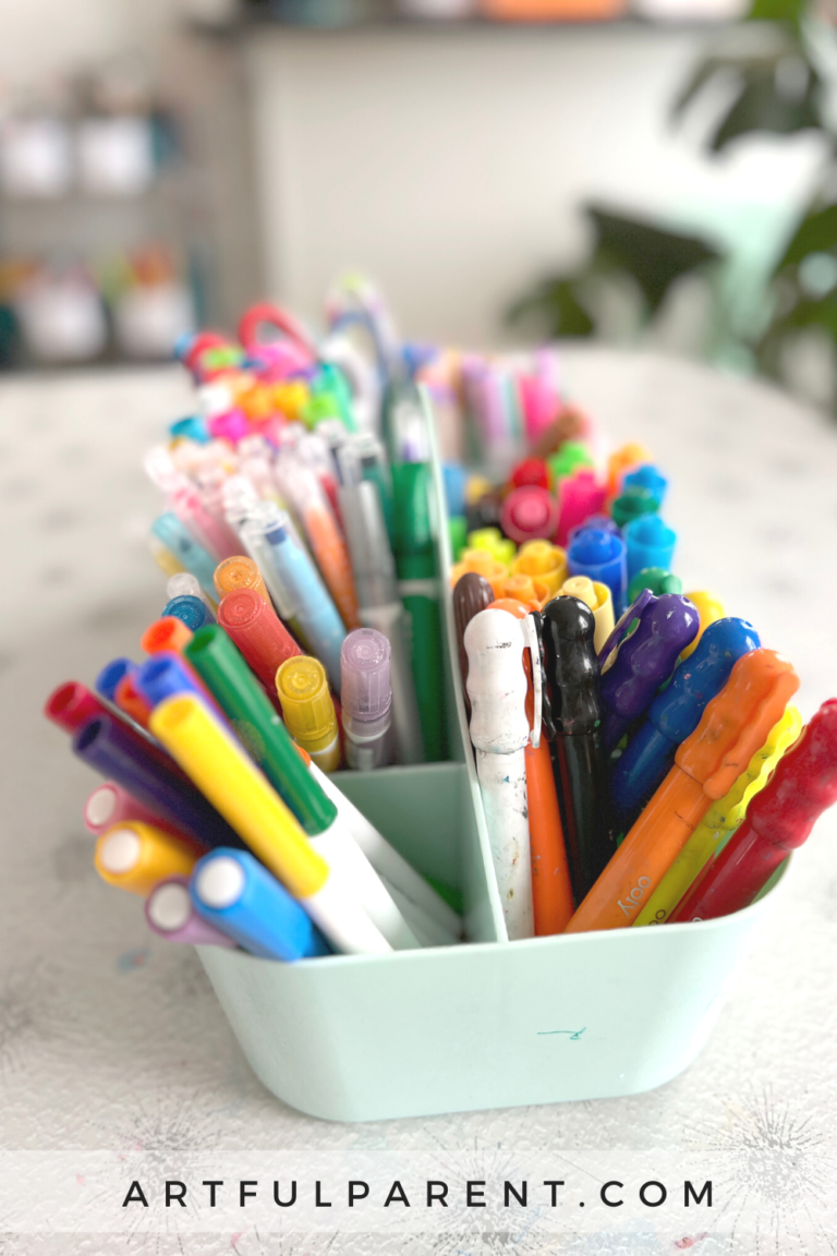 How to Set Up a Kids' Art Caddy