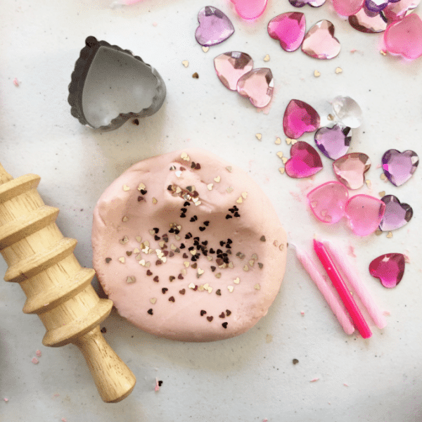 10 Valentine Sensory Bin Ideas for Kids