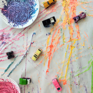 How to do Splatter Painting with Kids