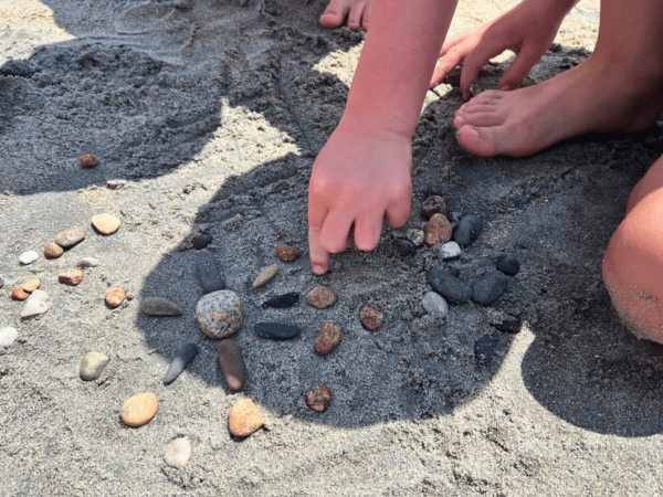 10 Ocean Crafts for Kids on Your Next Beach Trip