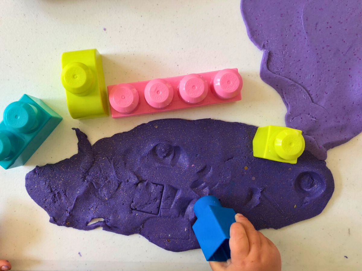 33 Ideas with Playdough for Kids