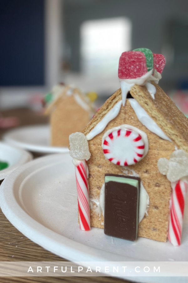 Easy Gingerbread House with Graham Crackers