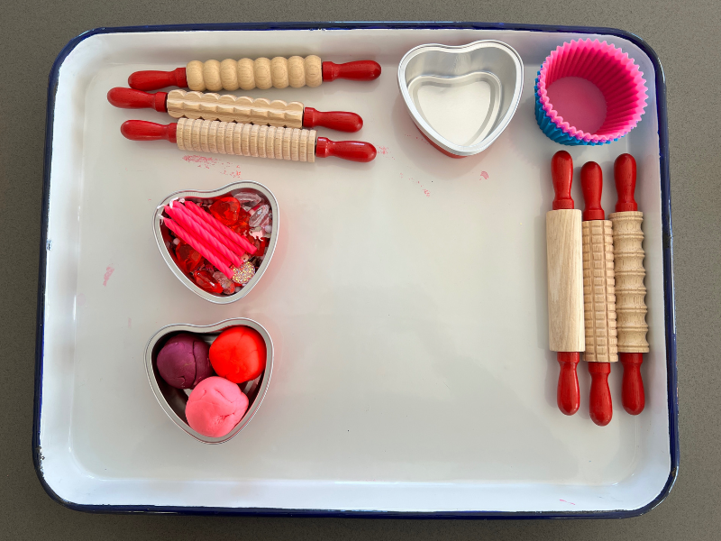 How to Set Up a Dramatic Play Bakery with Playdough