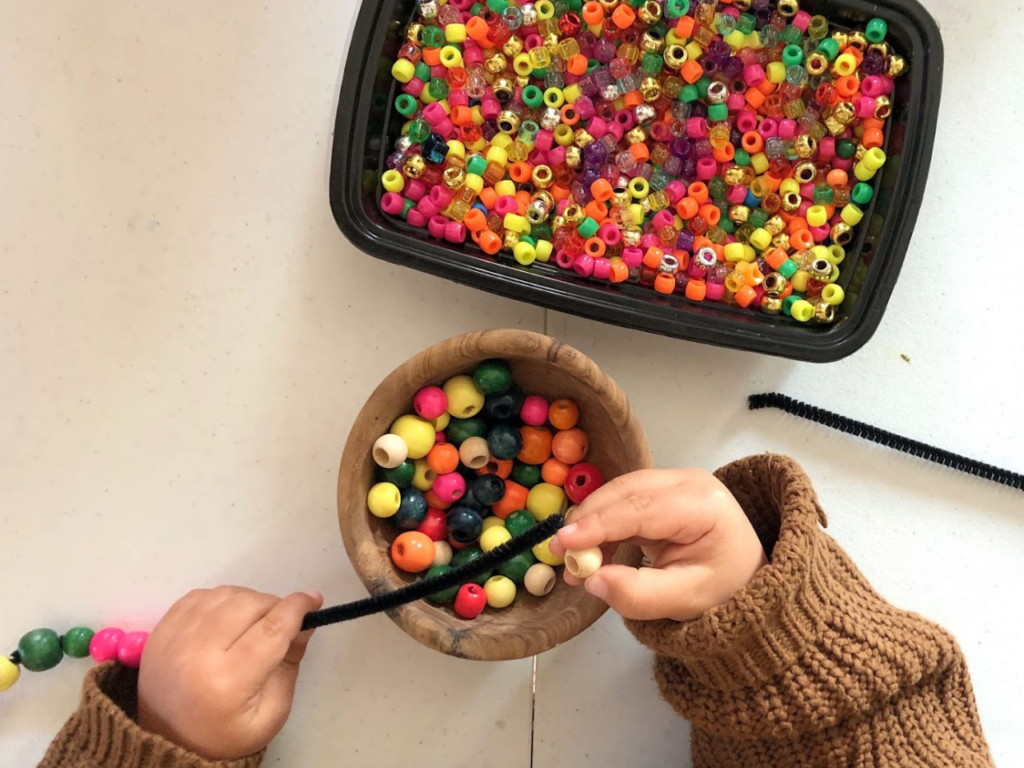 13 Low Mess and Easy Art Activities for Kids