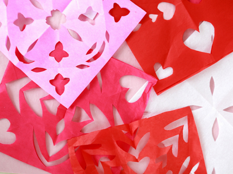 12 Valentine's Day Crafts for Kids