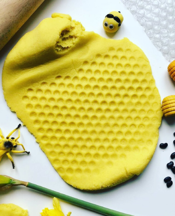 10 Spring Sensory Bins for Kids - The Artful Parent