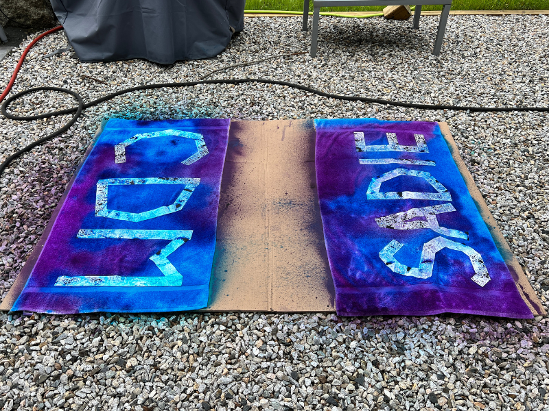 How to Spray Dye Towels for Summer - The Artful Parent
