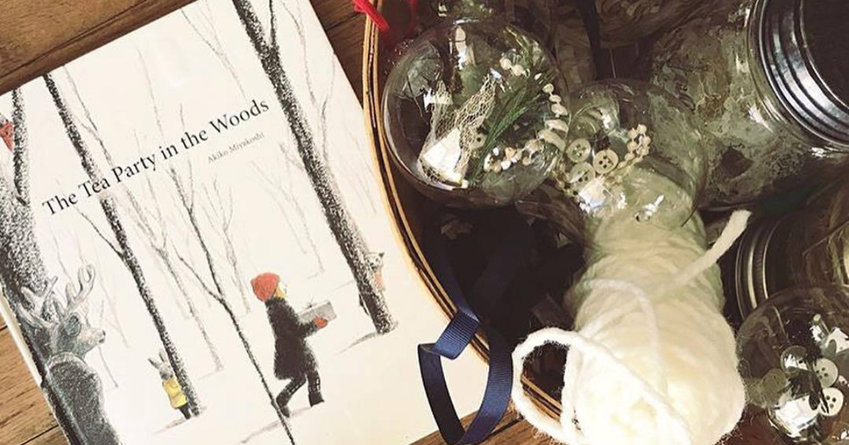 5 Holiday Children's Books and Crafts for Family Creativity