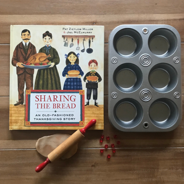 5 Thanksgiving Book Crafts for Kids - The Artful Parent