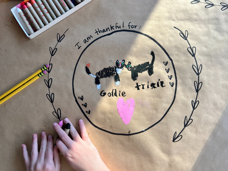How to Make a Thanksgiving Table Runner - The Artful Parent