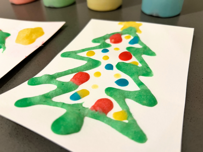 How to Make DIY Puffy Paint for the Holidays