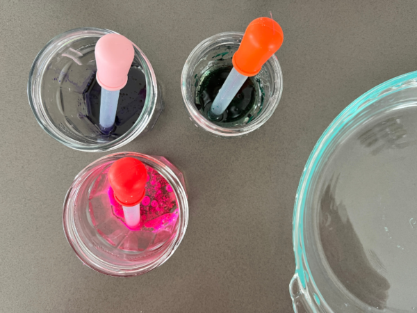 How to Do Paper Marbling with Oil & Food Coloring