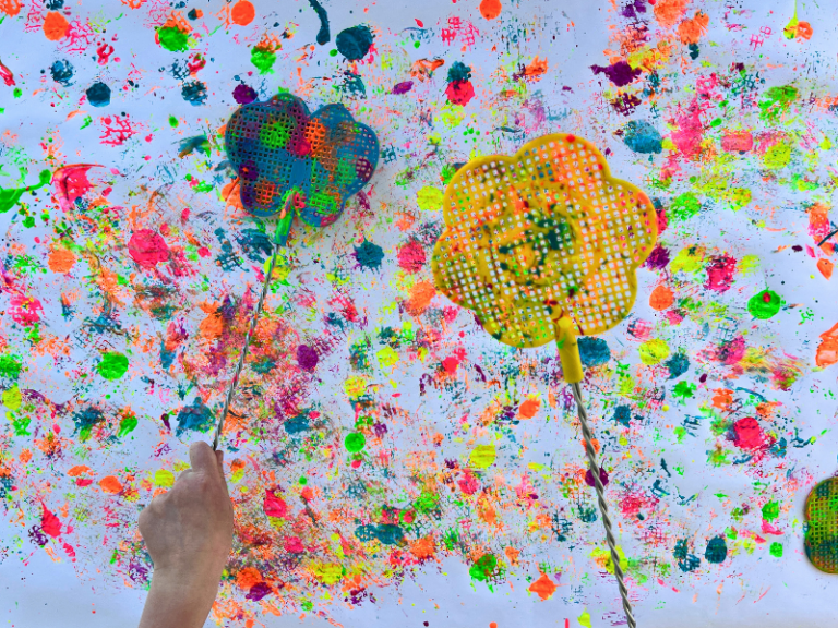 How to Do Fly Swatter Painting for Kids - The Artful Parent